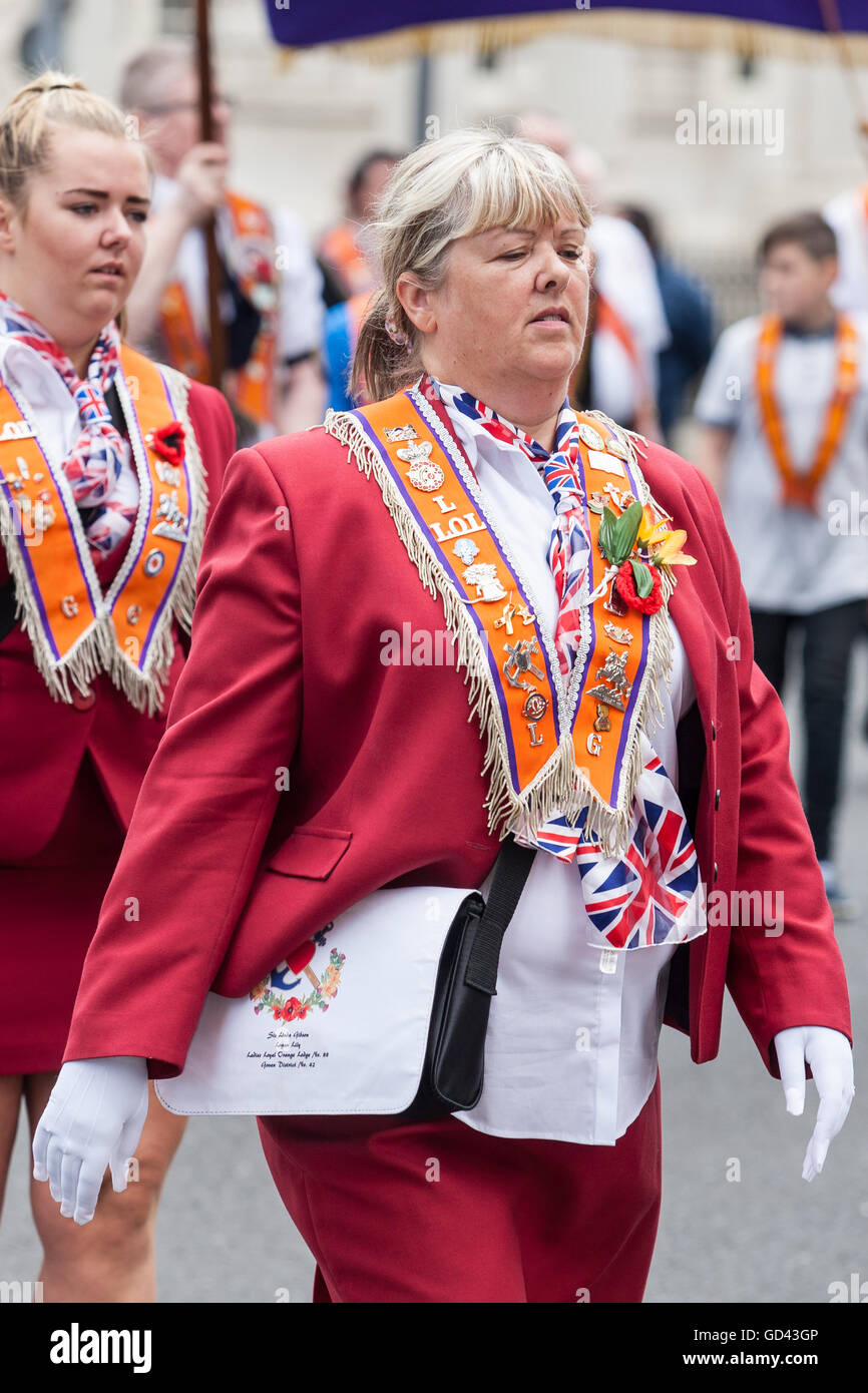 Members loyal orange order orangemen hi-res stock photography and ...
