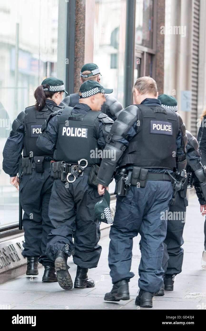 Tactical support group hi-res stock photography and images - Alamy