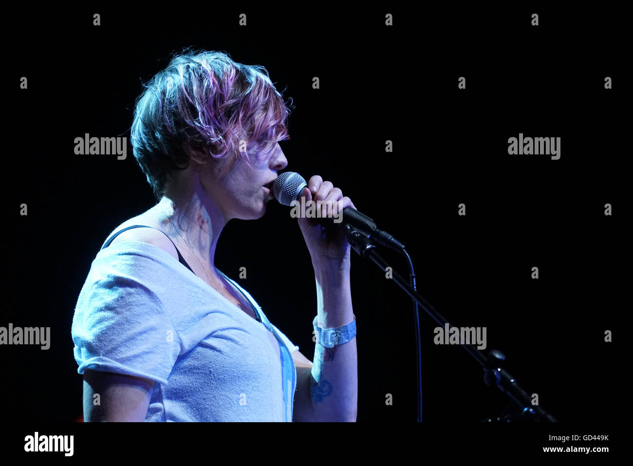 London, UK. 12th July 2016. Louisa Roach form a band She drew the gun ...