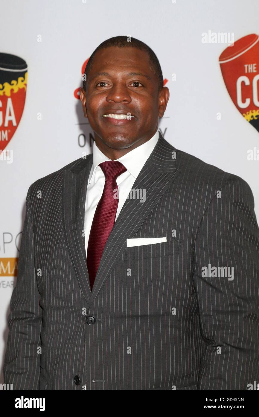 Los Angeles, CA, USA. 12th July, 2016. Troy Brown at arrivals for ...