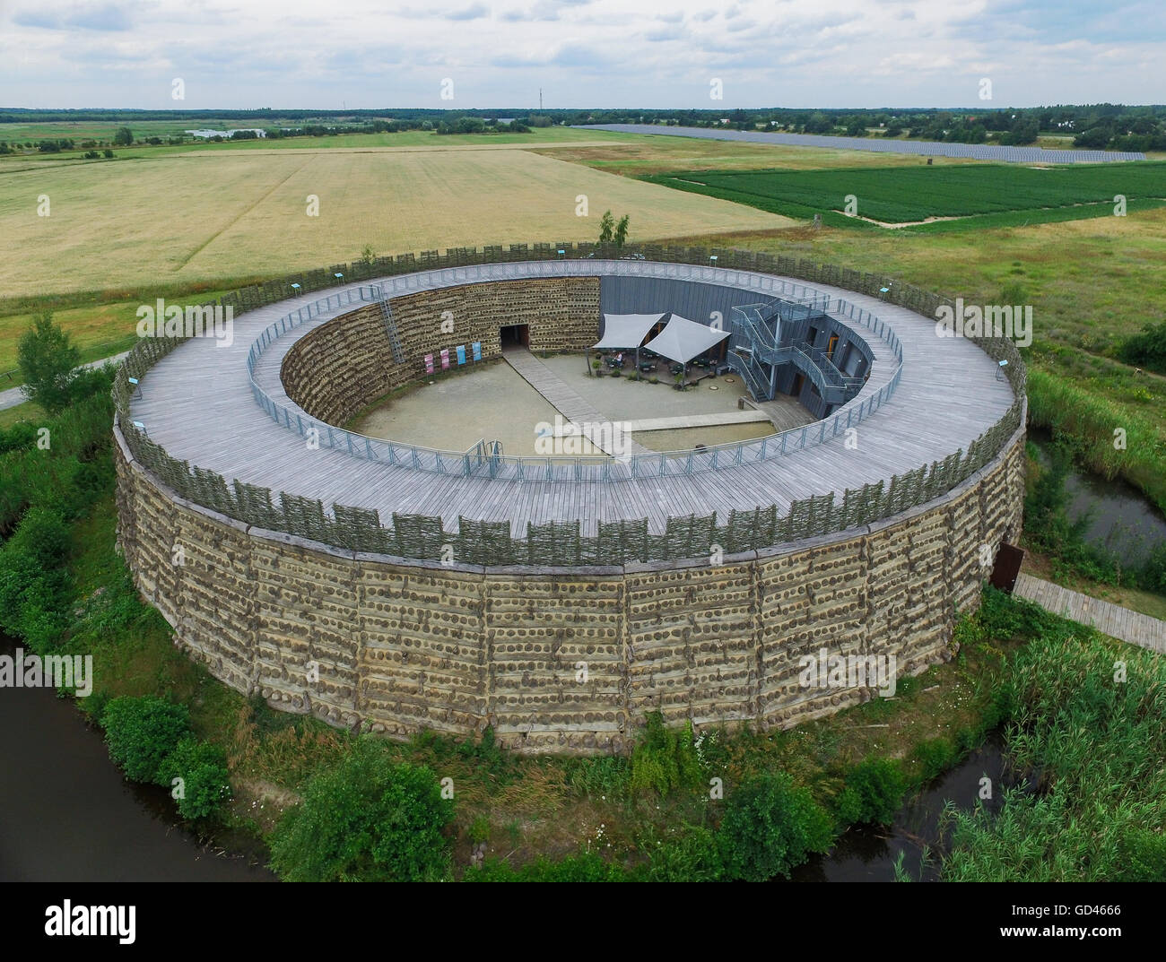 Slavic castles hi-res stock photography and images - Alamy
