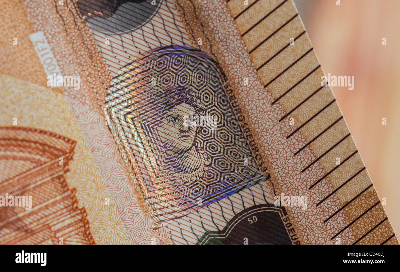 The new 50 Euro note is presented at the Bundesbank in Frankfurt on the ...