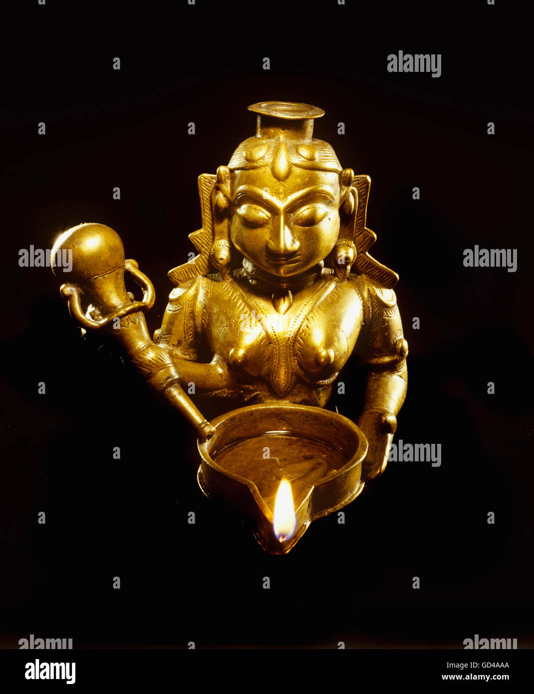 Gold idol hi-res stock photography and images - Alamy