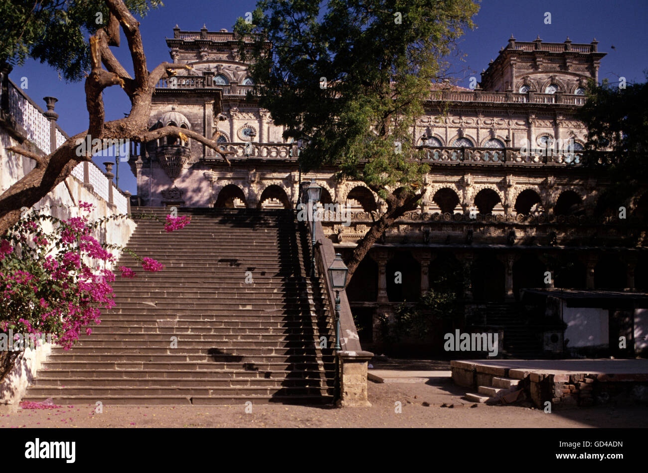 Gondal naulakha palace hi-res stock photography and images - Alamy