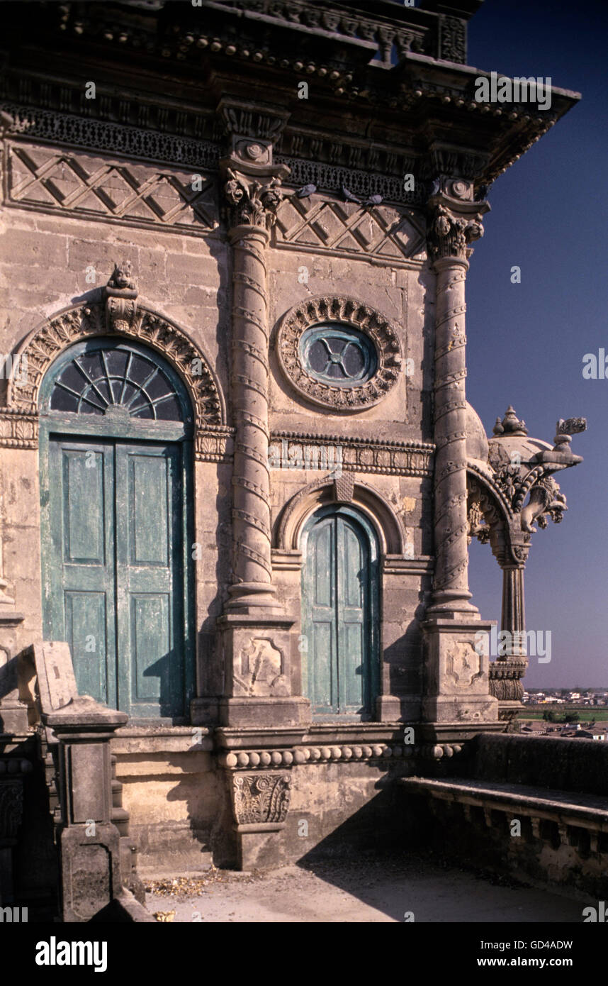 Gondal naulakha palace hi-res stock photography and images - Alamy