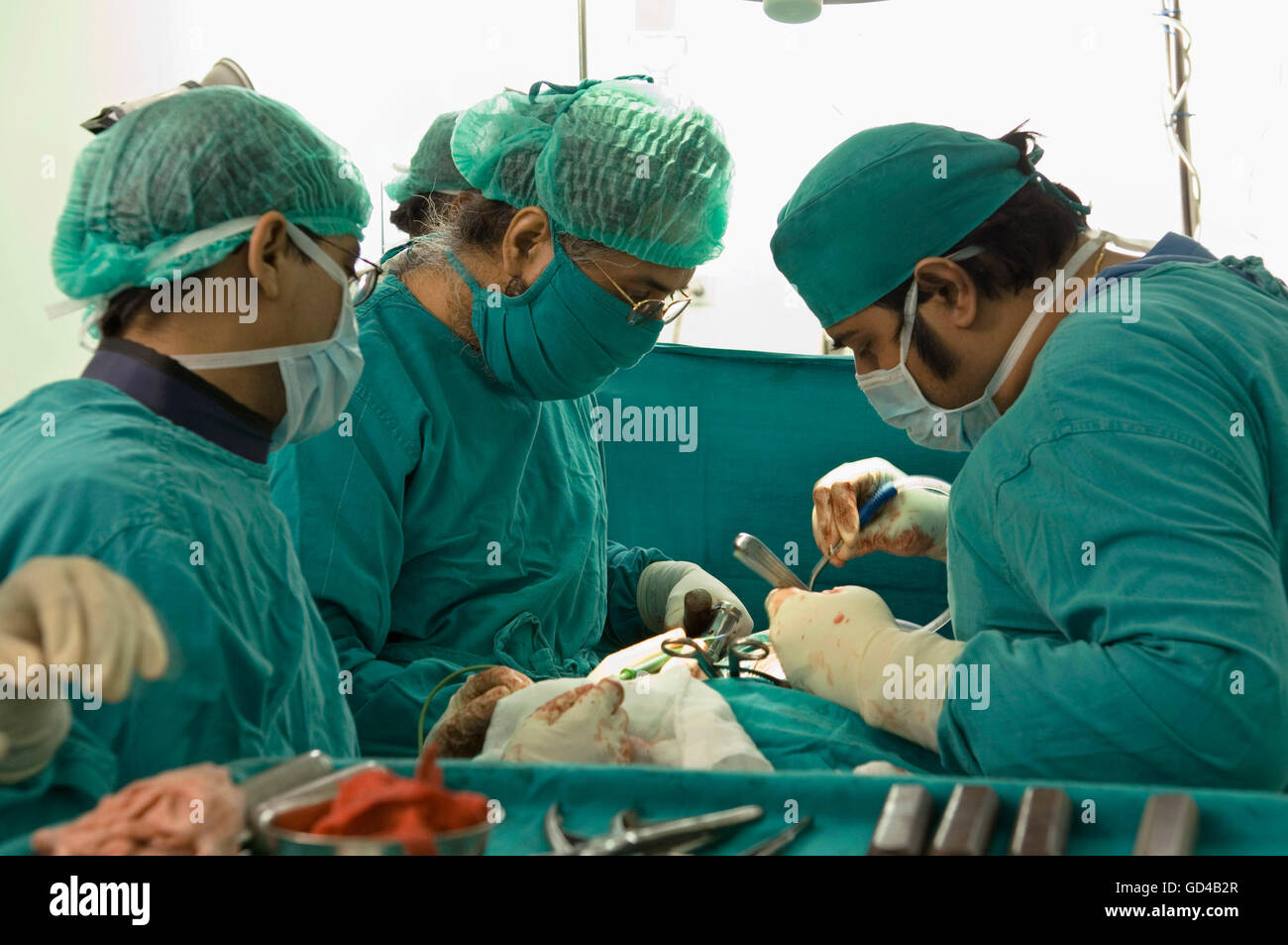 Operation theatre india hi-res stock photography and images - Alamy