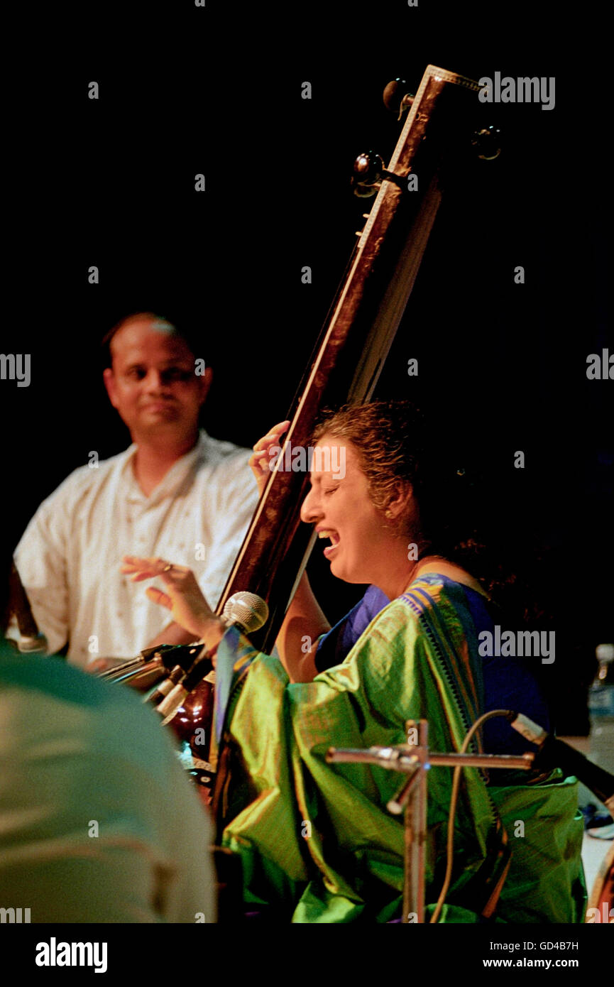 Bhide hi-res stock photography and images - Alamy