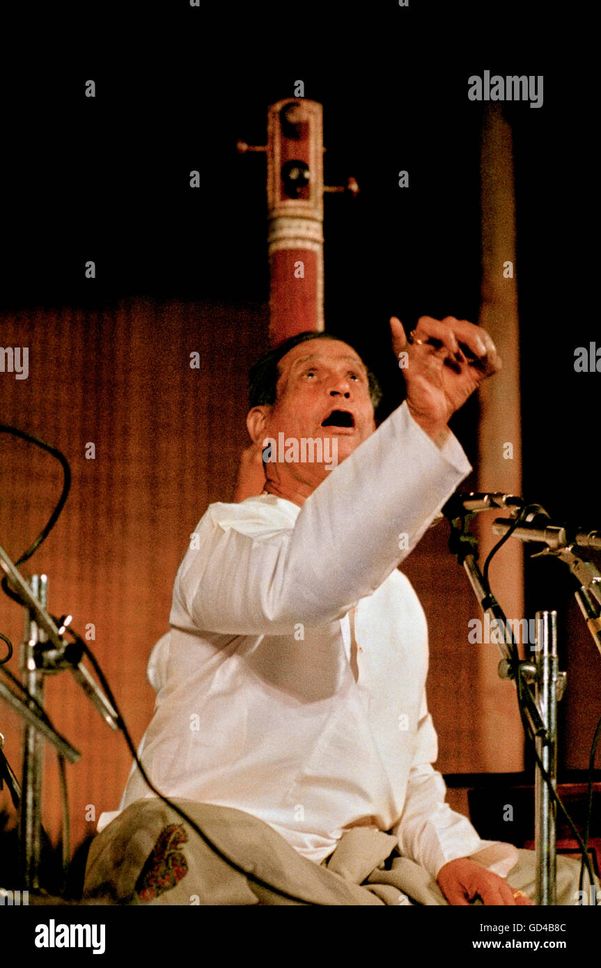 Pandit bhim sen joshi hi-res stock photography and images - Alamy