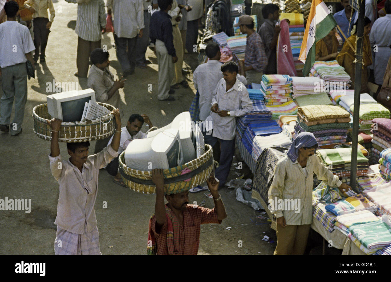 Men carrying computers hi-res stock photography and images - Alamy