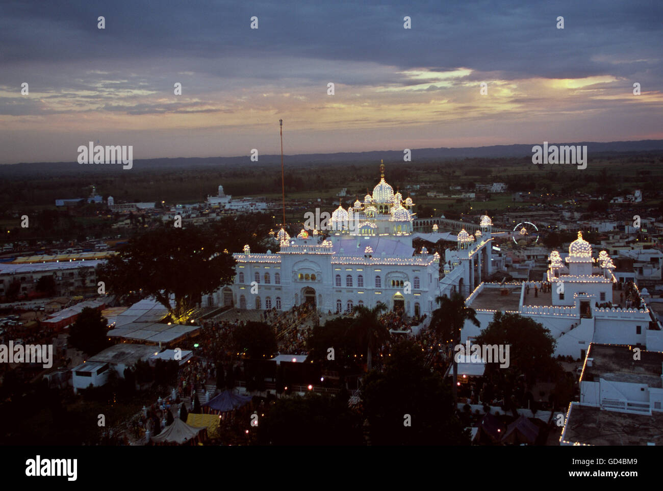 Anandpur sahib gurdwara hi-res stock photography and images - Alamy