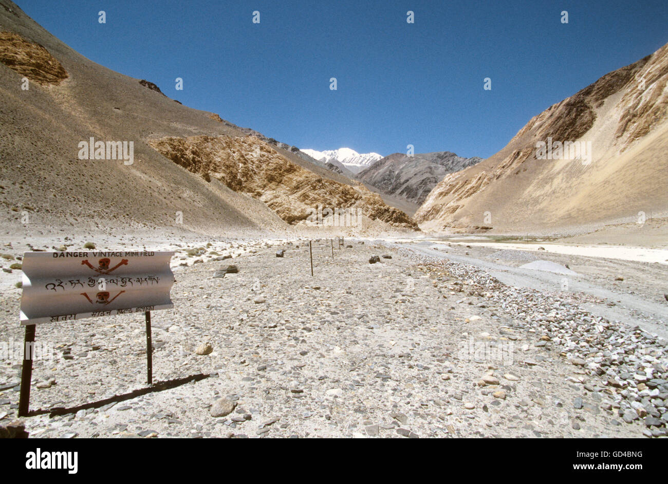 Land mines hi-res stock photography and images - Alamy