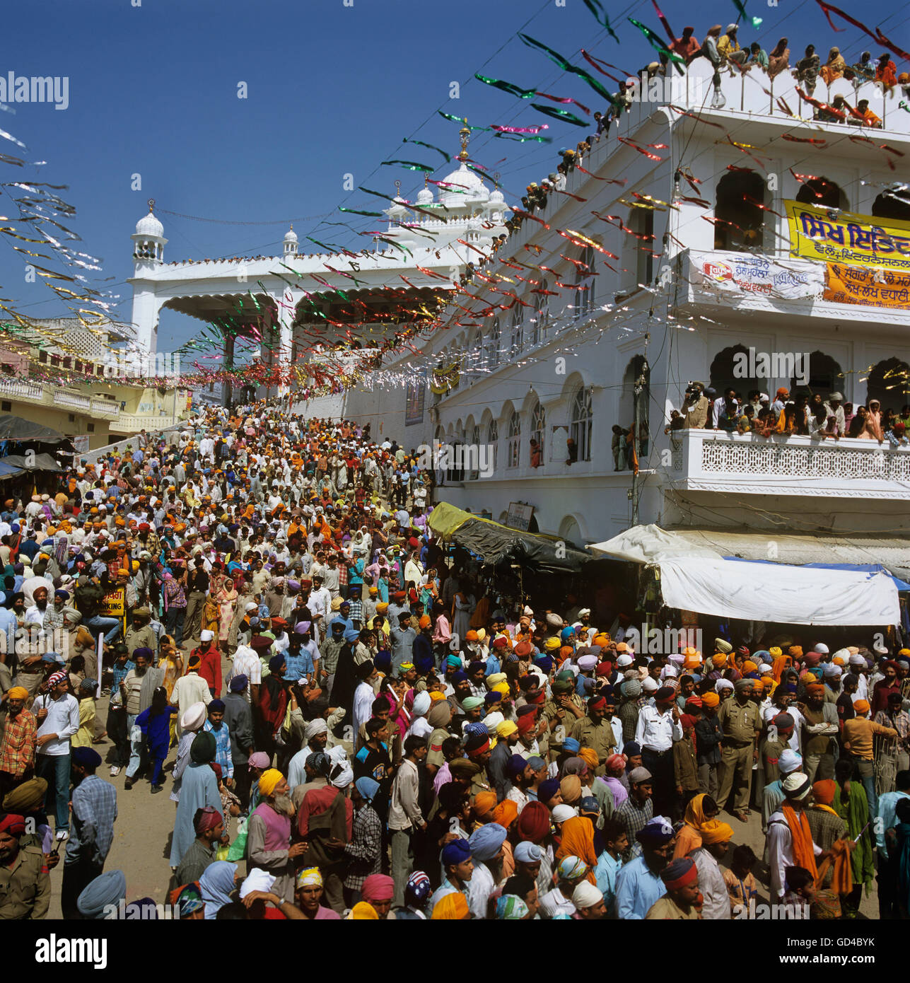 Holla mohalla hi-res stock photography and images - Alamy