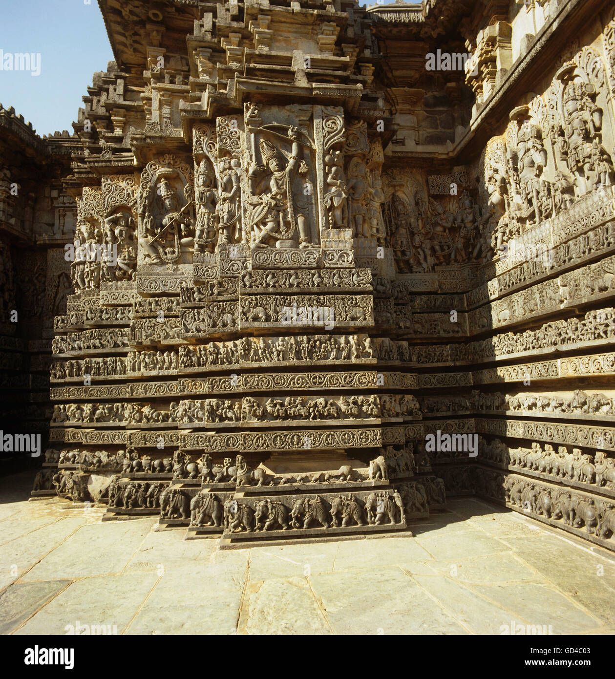 Bellur halebid hi-res stock photography and images - Alamy