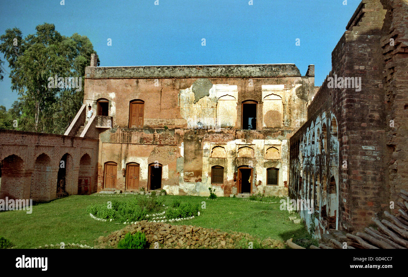 Akhnoor fort hi-res stock photography and images - Alamy