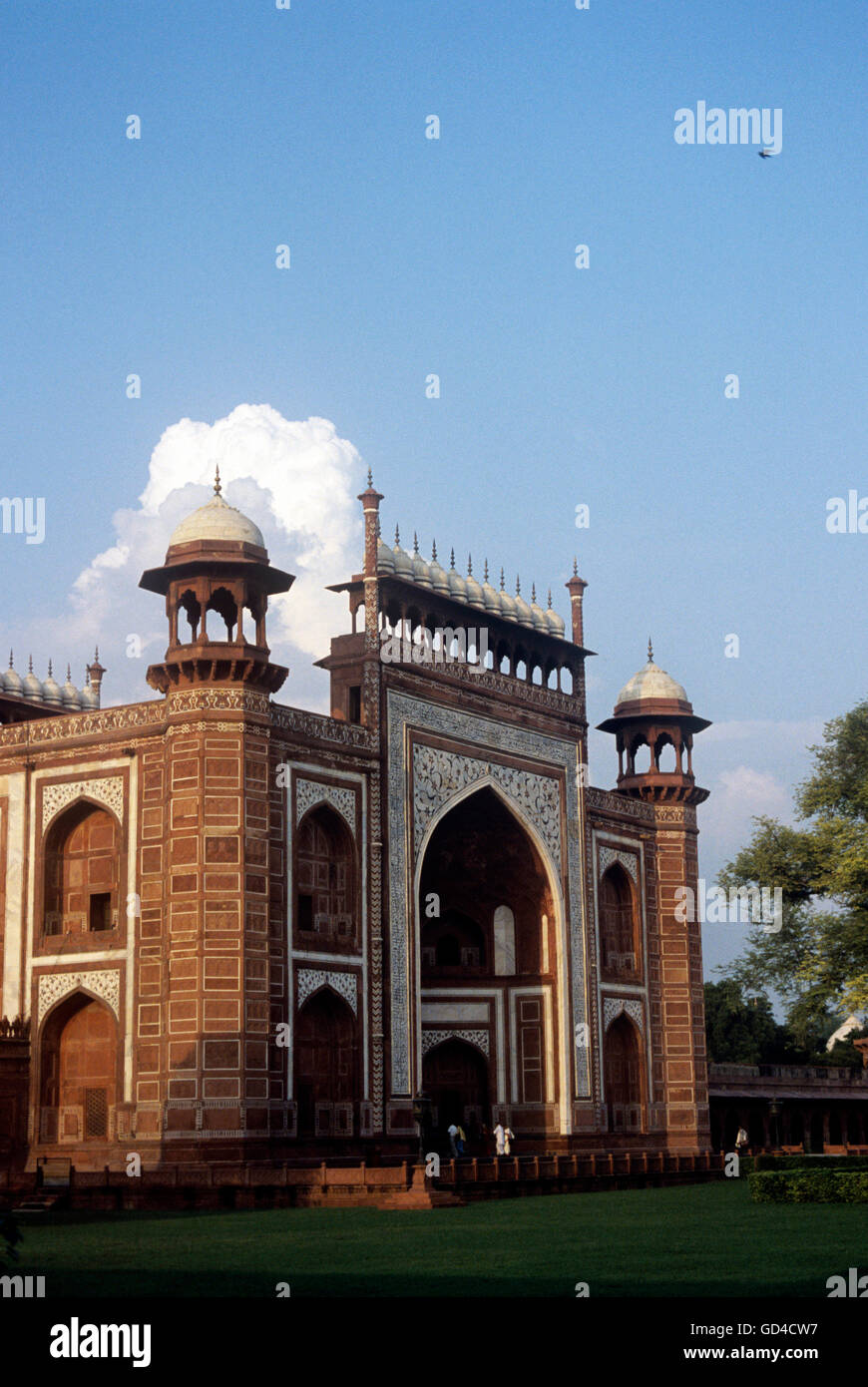 Entrance of Taj Mahal Stock Photo - Alamy
