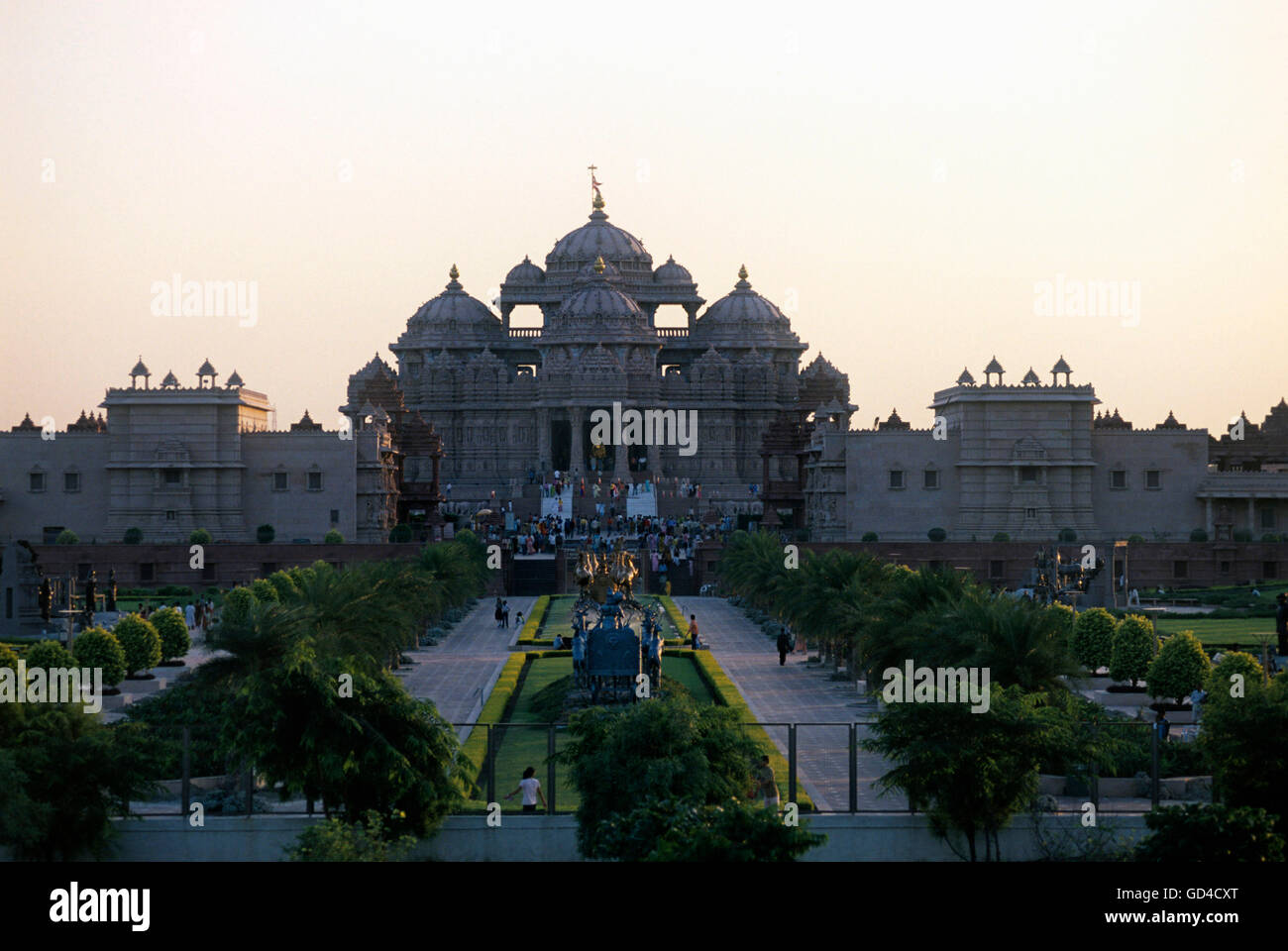 Akshardham mandir delhi hi-res stock photography and images - Alamy