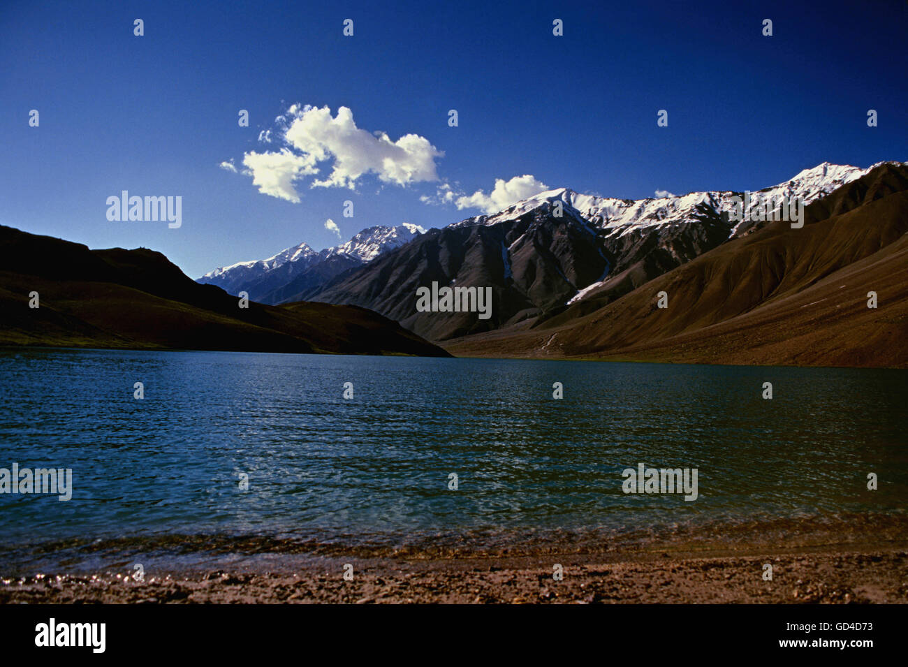 Chandrataal lake hi-res stock photography and images - Alamy