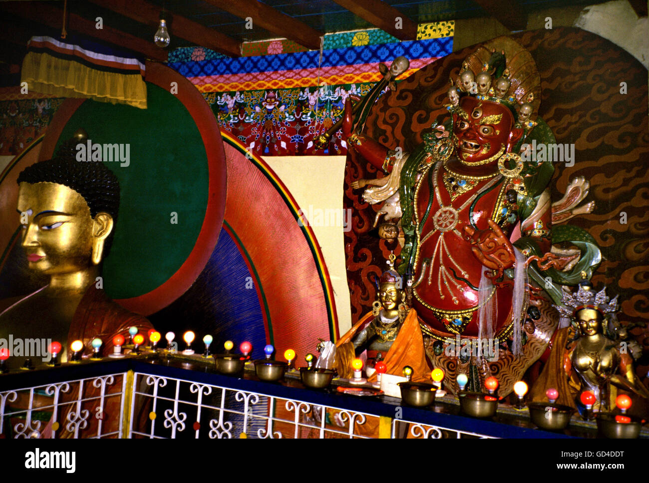 Manali gompa hi-res stock photography and images - Alamy