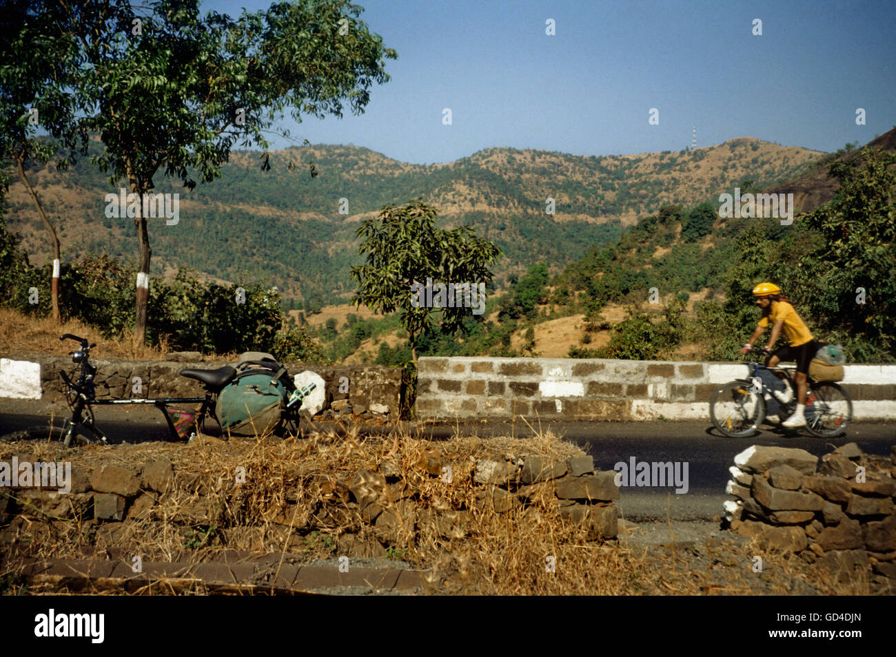 Chiplun road hi-res stock photography and images - Alamy