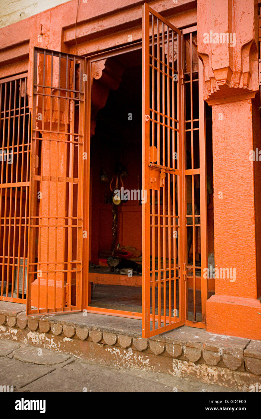 Shiv Temple on the ghats of Kashi Stock Photo - Alamy