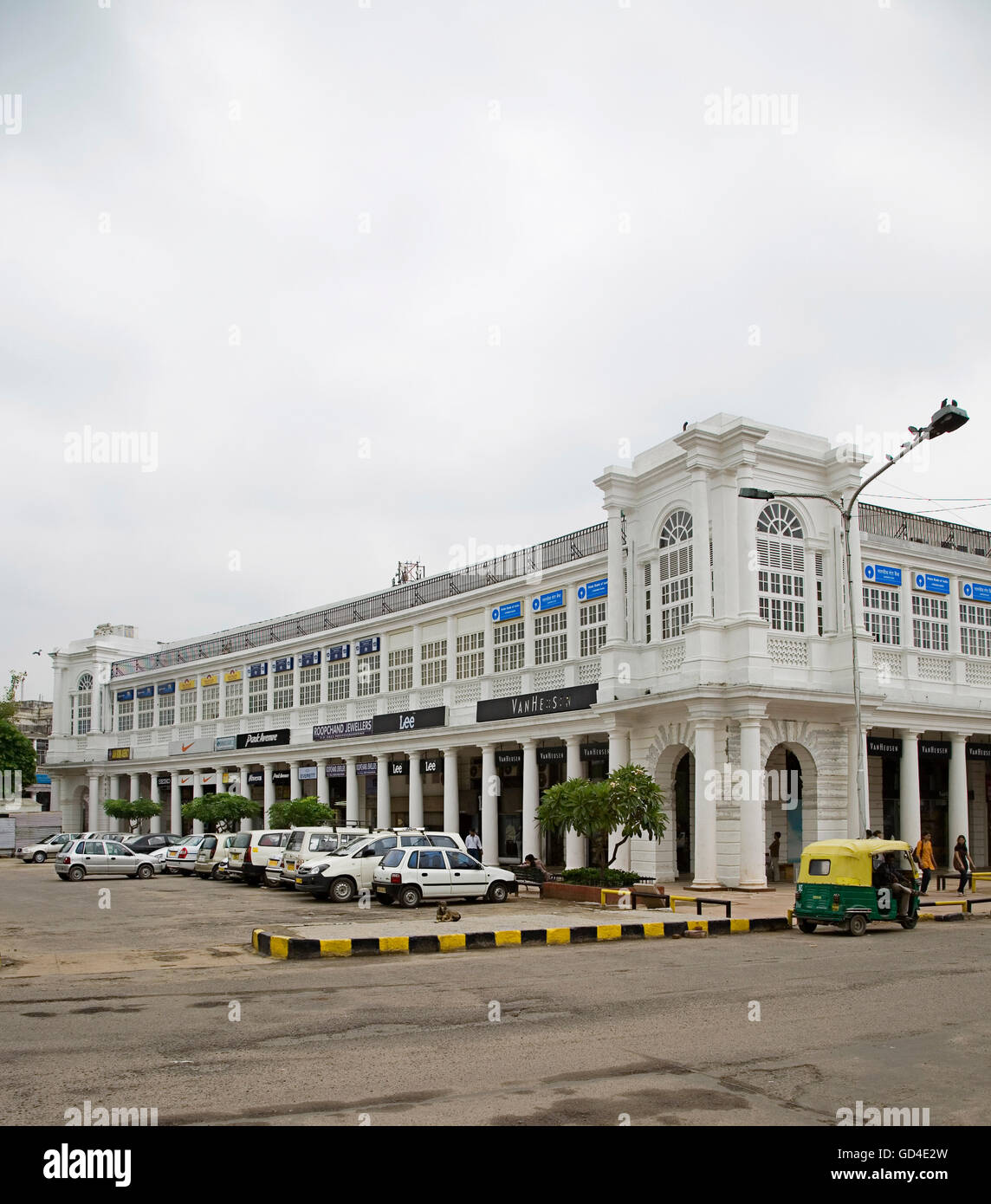 Connaught circus delhi hi-res stock photography and images - Alamy