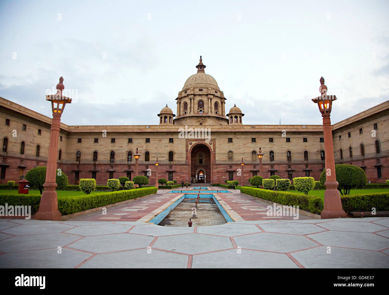 The Secretariat Building Stock Photo - Alamy