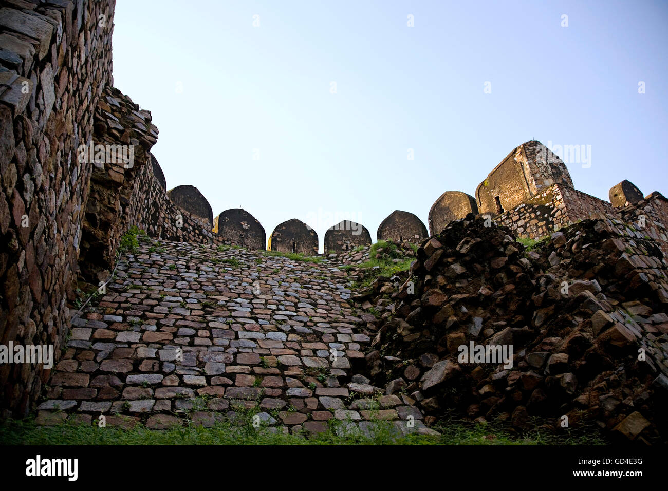 Sher Shah Suri Gate Stock Photo - Alamy