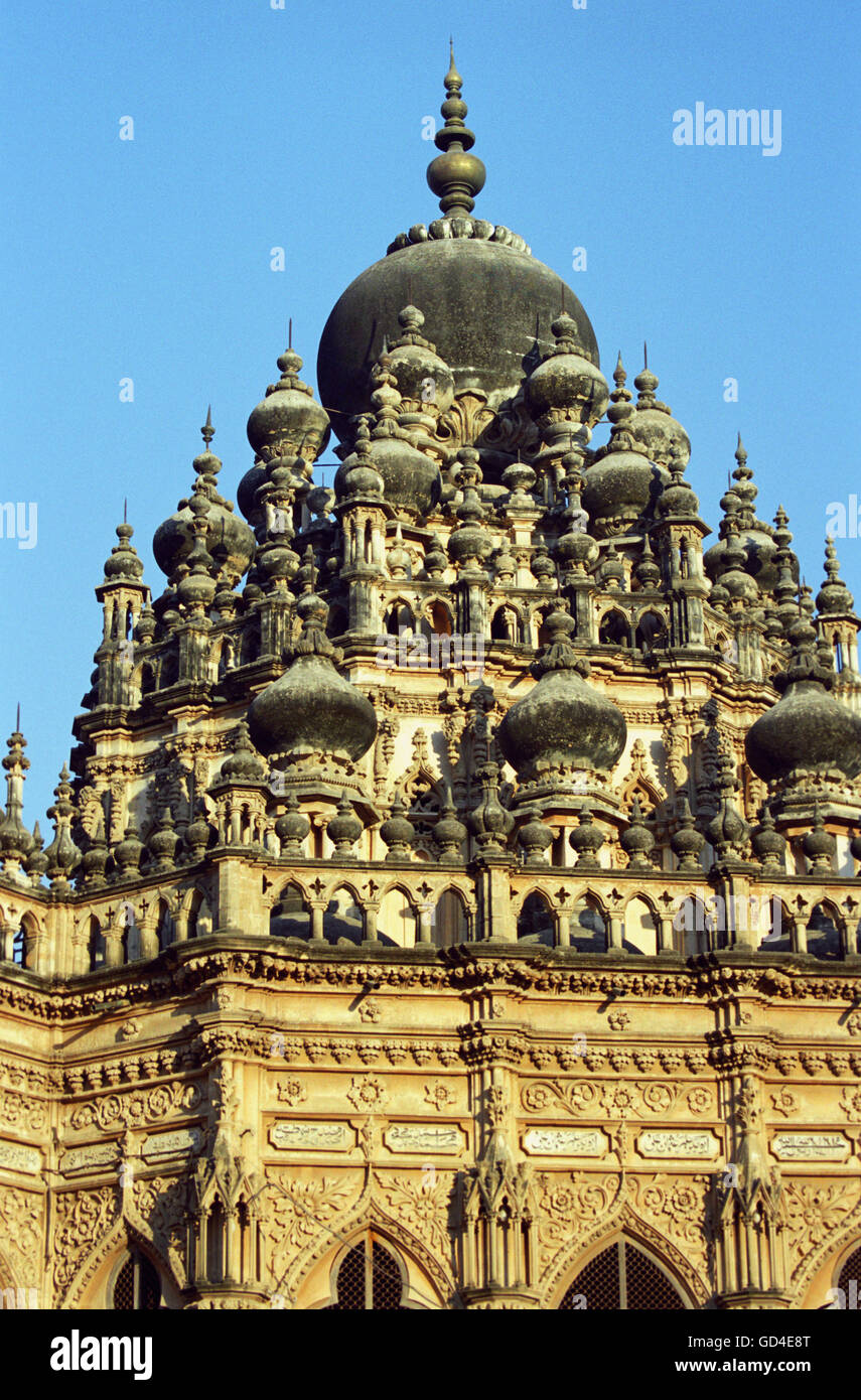 Impressive mausoleums hi-res stock photography and images - Alamy