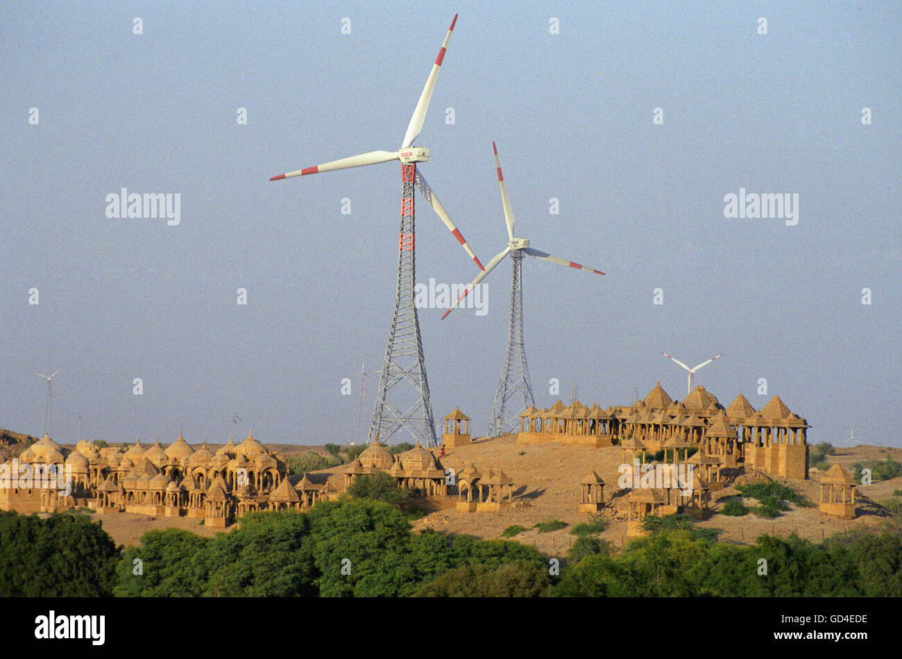 India mills hi-res stock photography and images - Alamy