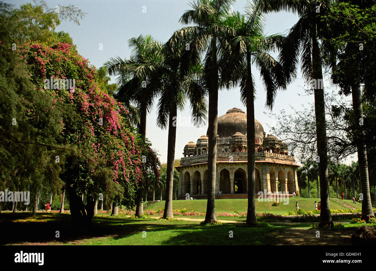 Garden of tombs hi-res stock photography and images - Alamy