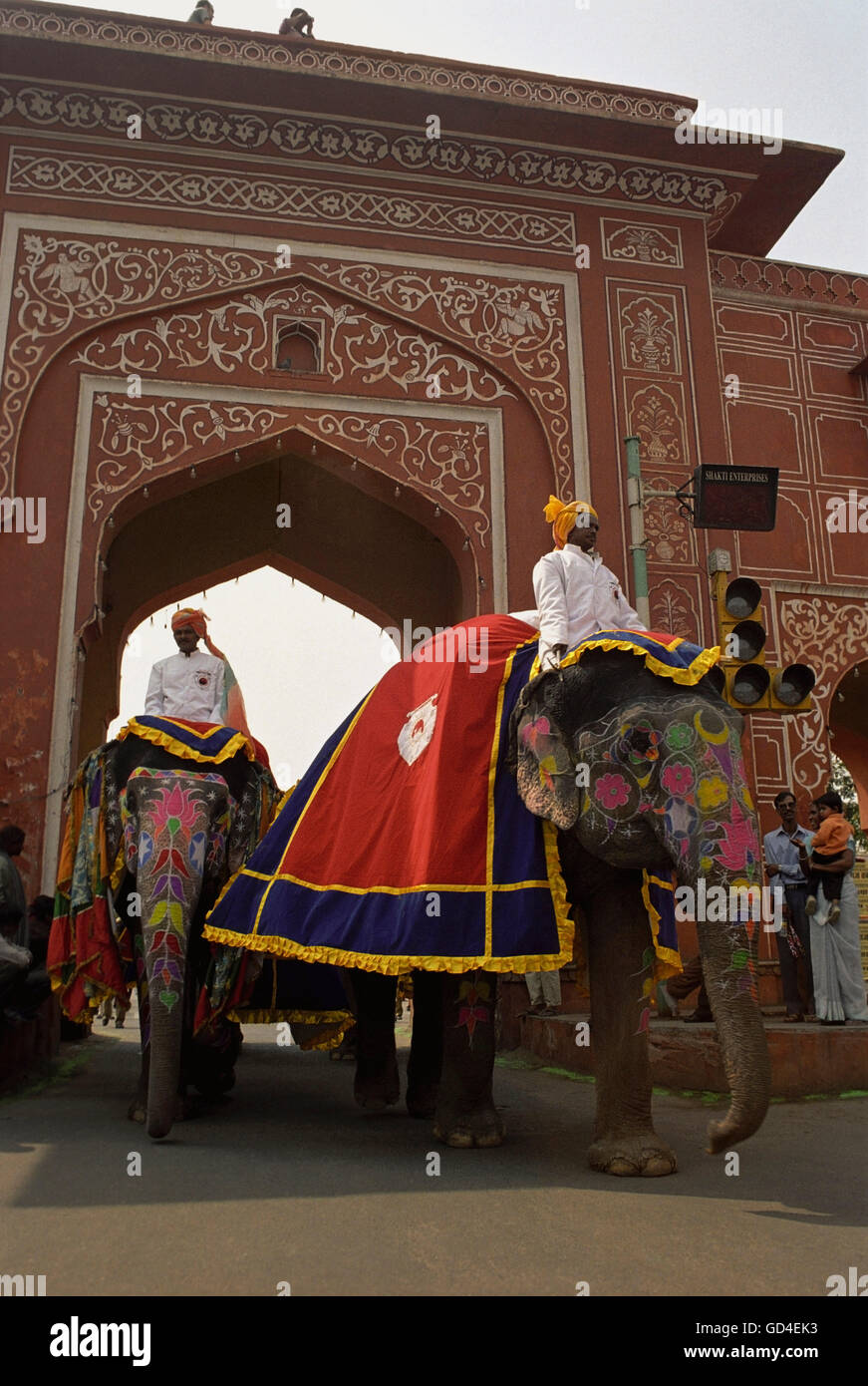 Elephant gates hi-res stock photography and images - Alamy