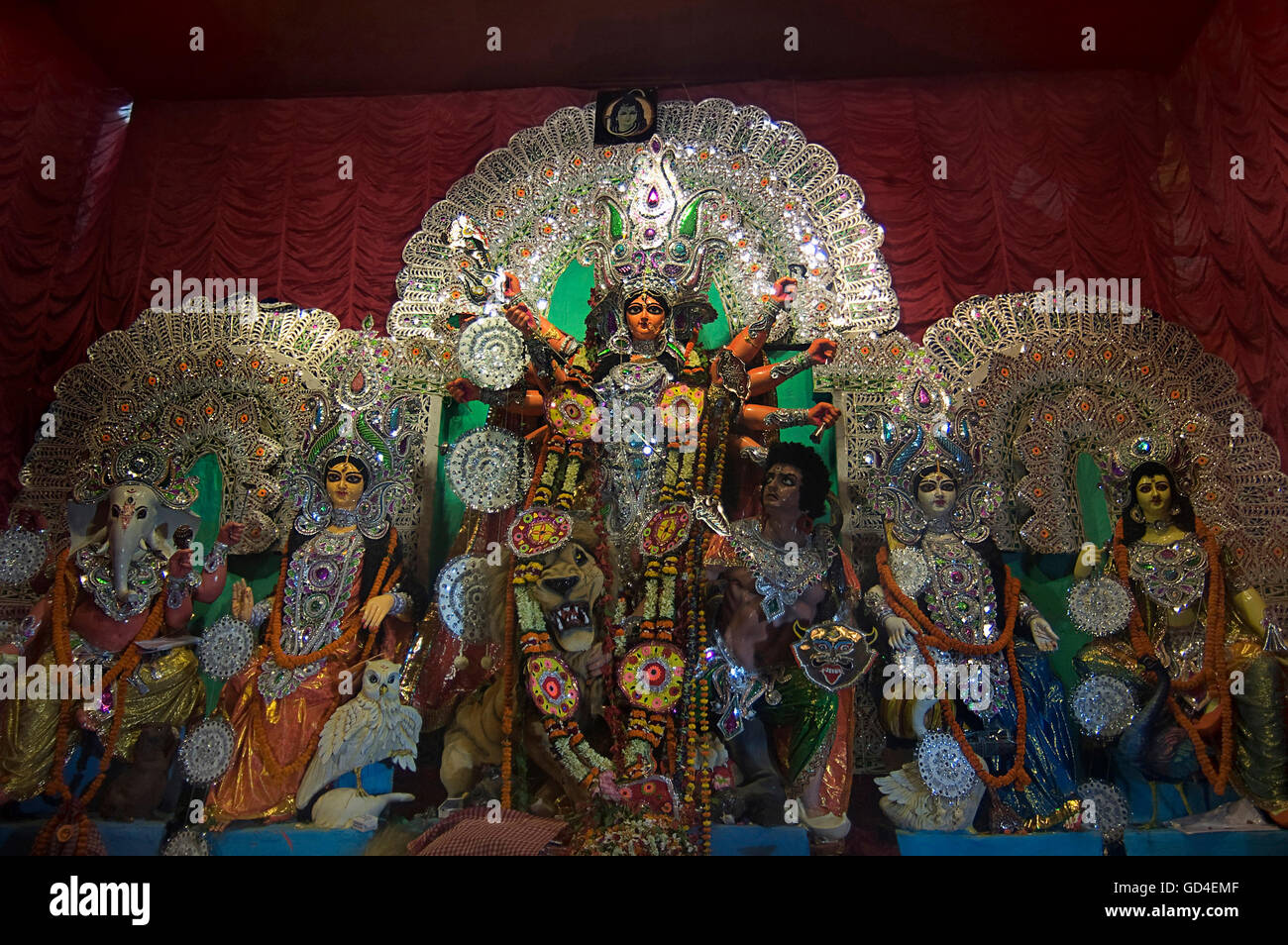 Goddess durga hi-res stock photography and images - Alamy