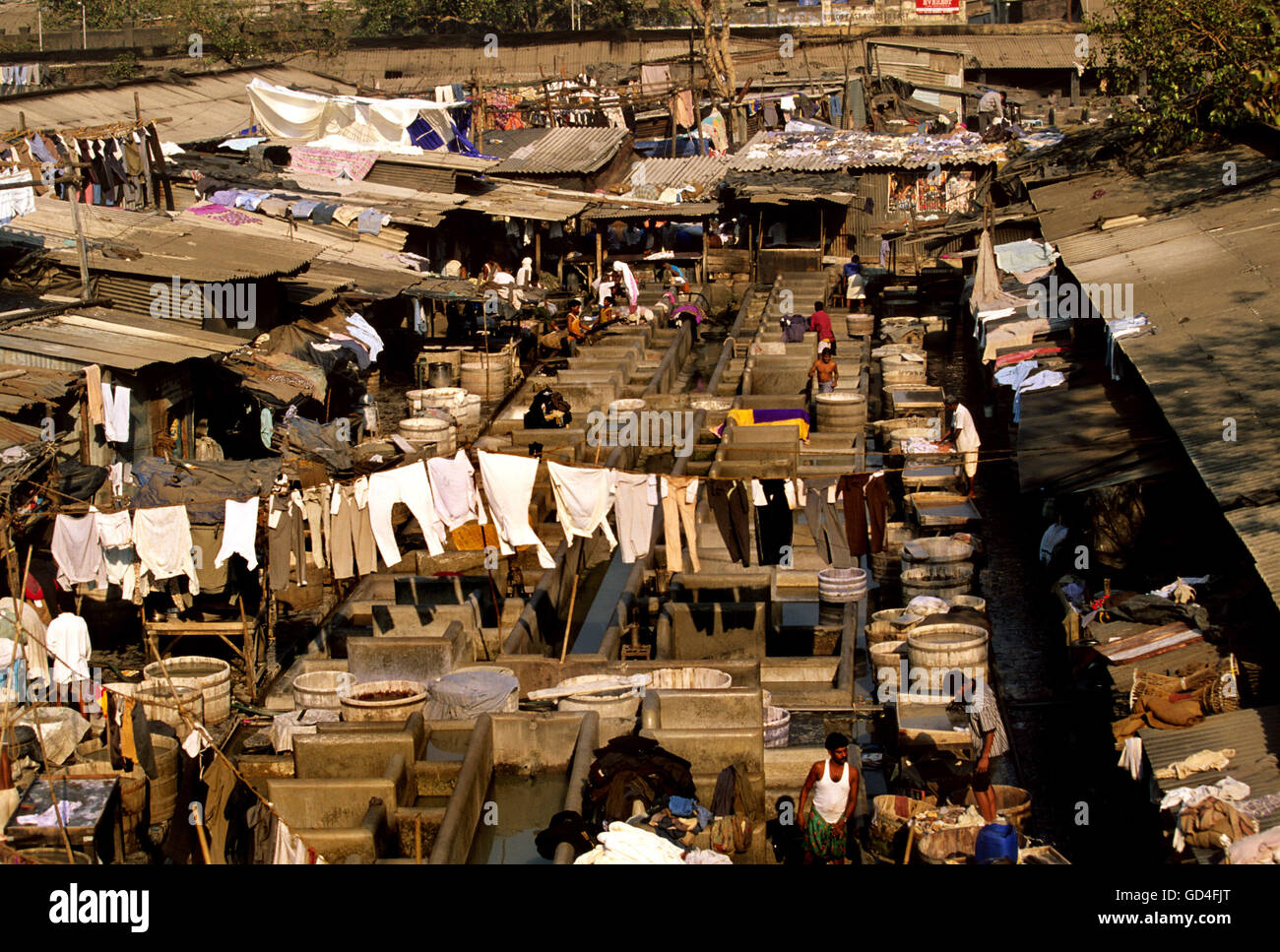 Laundry in the slums Stock Photo - Alamy