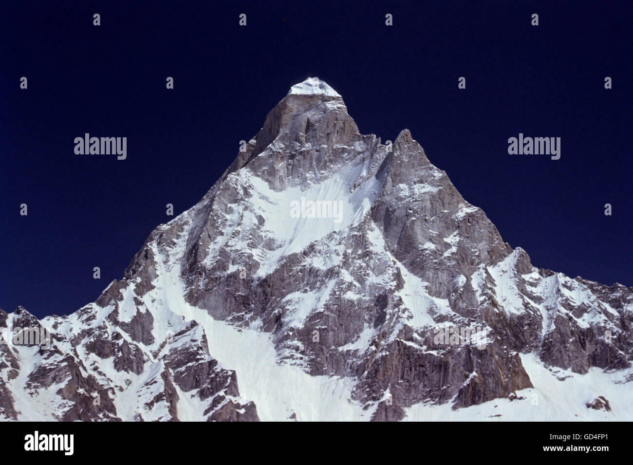 Shivling himalaya hi-res stock photography and images - Alamy