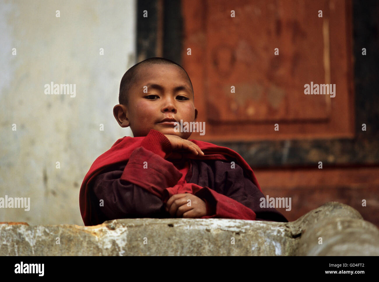 Monk staring hi-res stock photography and images - Alamy