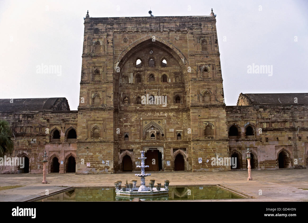 Jama masjid jaunpur hi-res stock photography and images - Alamy