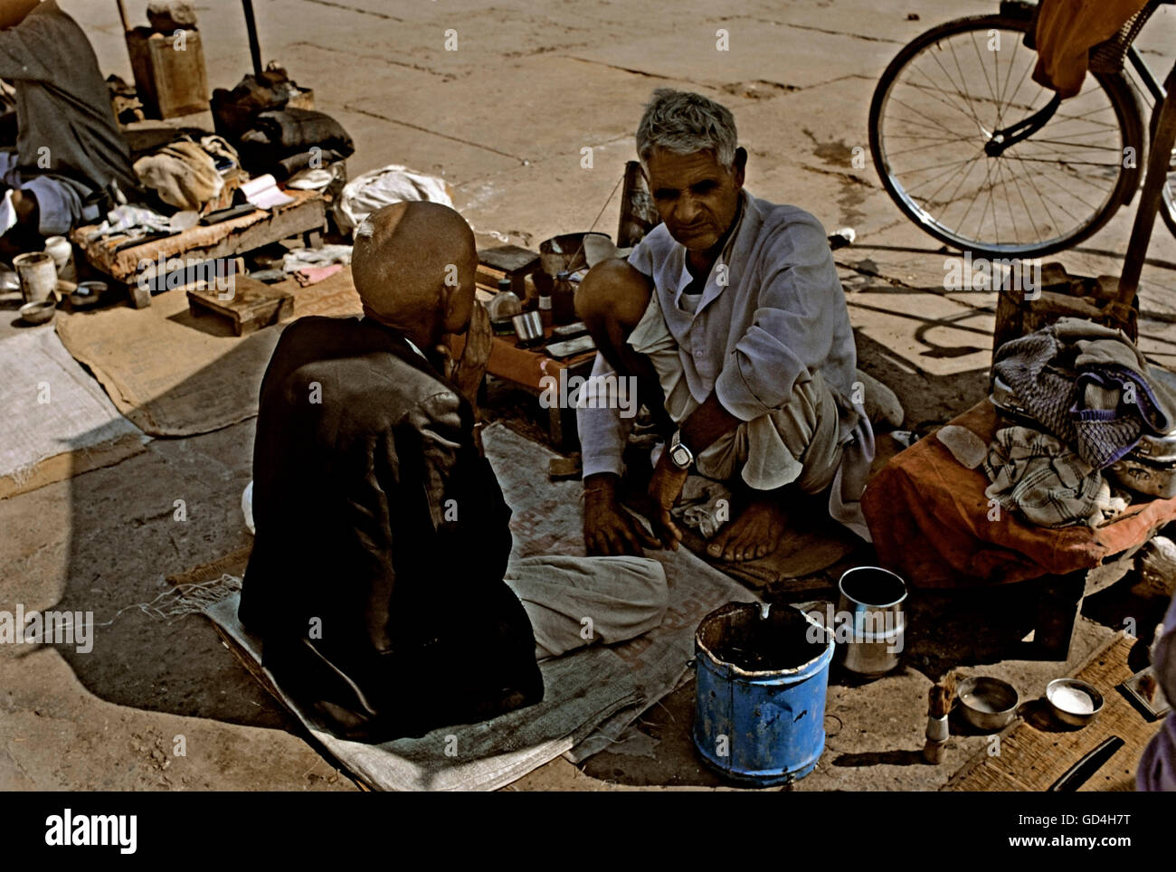 Tonsure hi-res stock photography and images - Alamy