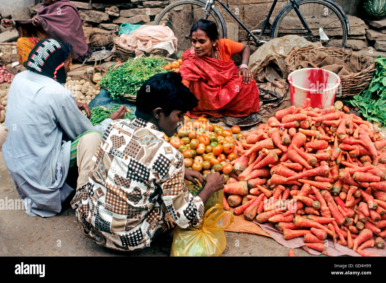 Vegetable vendor hi-res stock photography and images - Alamy