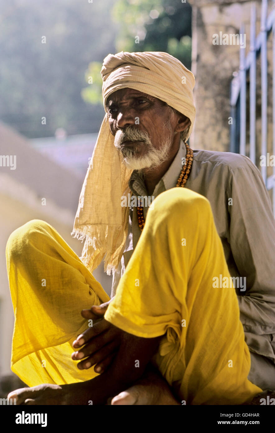 Portrait of sadhu Stock Photo - Alamy