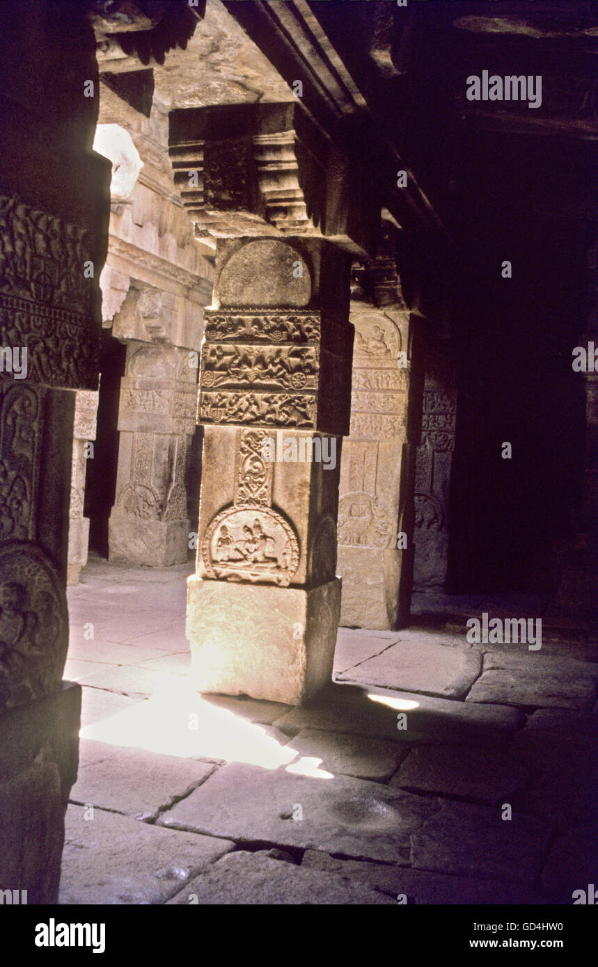Detail of temple pillar Stock Photo - Alamy