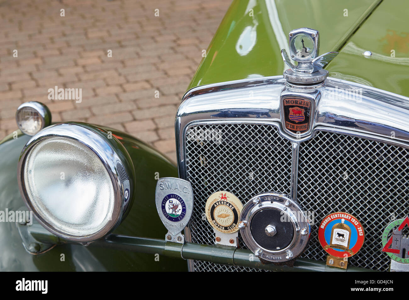 Old morris badge hi-res stock photography and images - Alamy