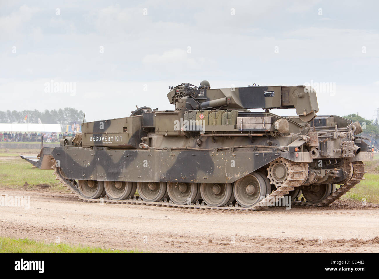 Armoured repair recovery vehicle hi-res stock photography and images ...