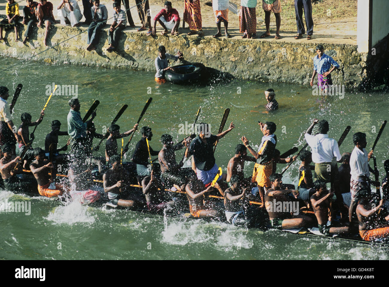 Spectator boat hi-res stock photography and images - Alamy