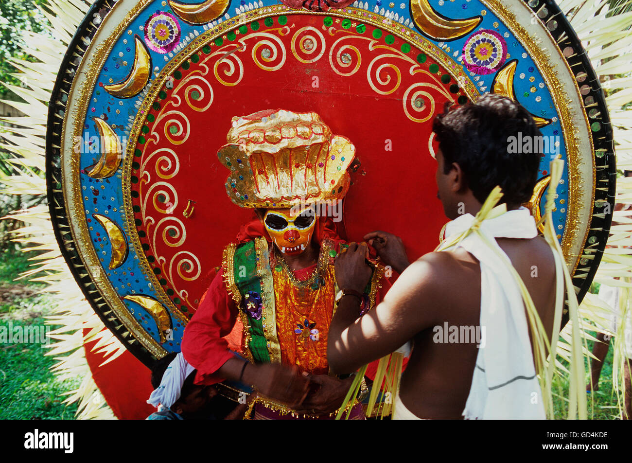 Temple ritual dance Stock Photo - Alamy