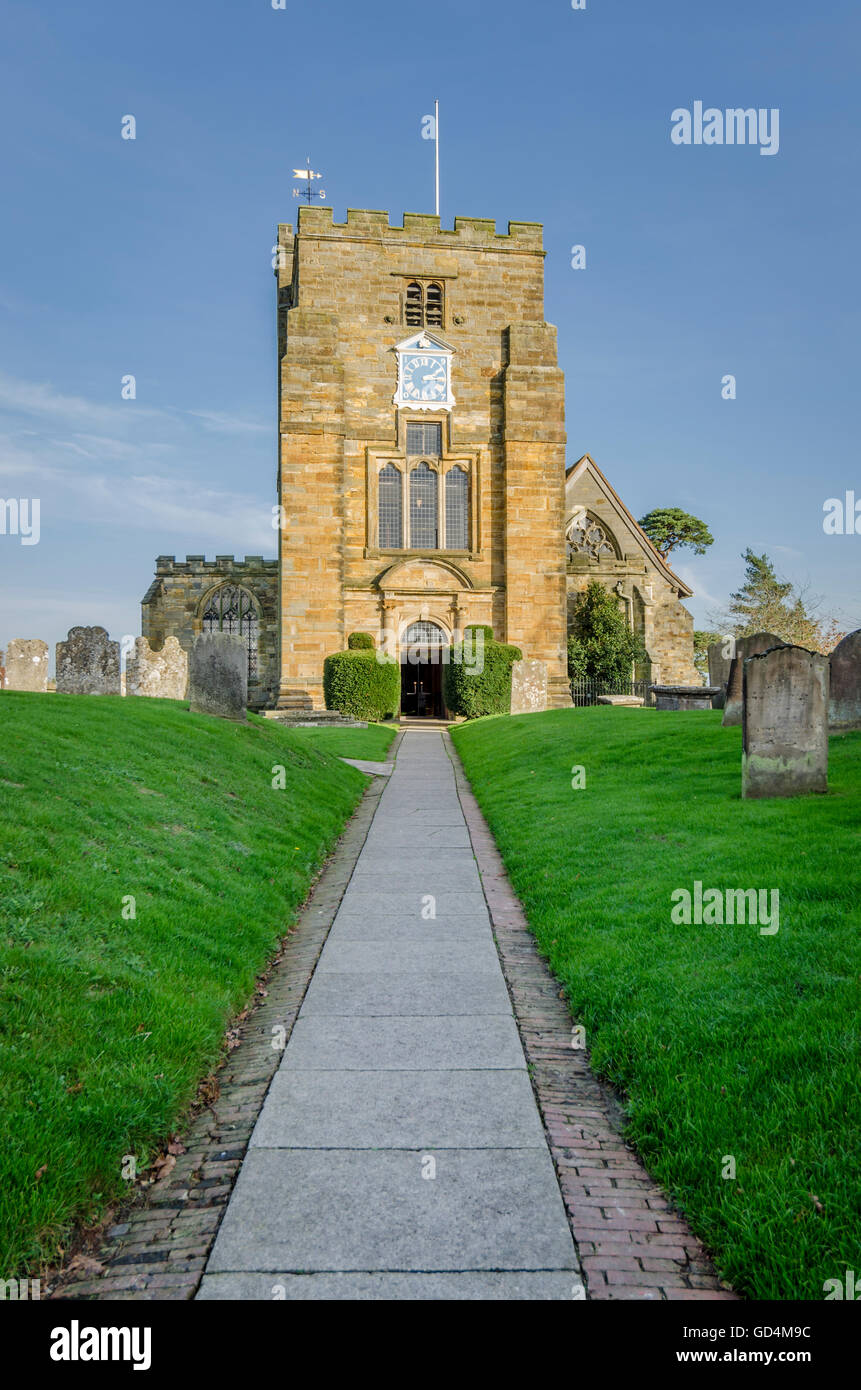 Tower clock st marys church goudhurst church hi-res stock photography ...