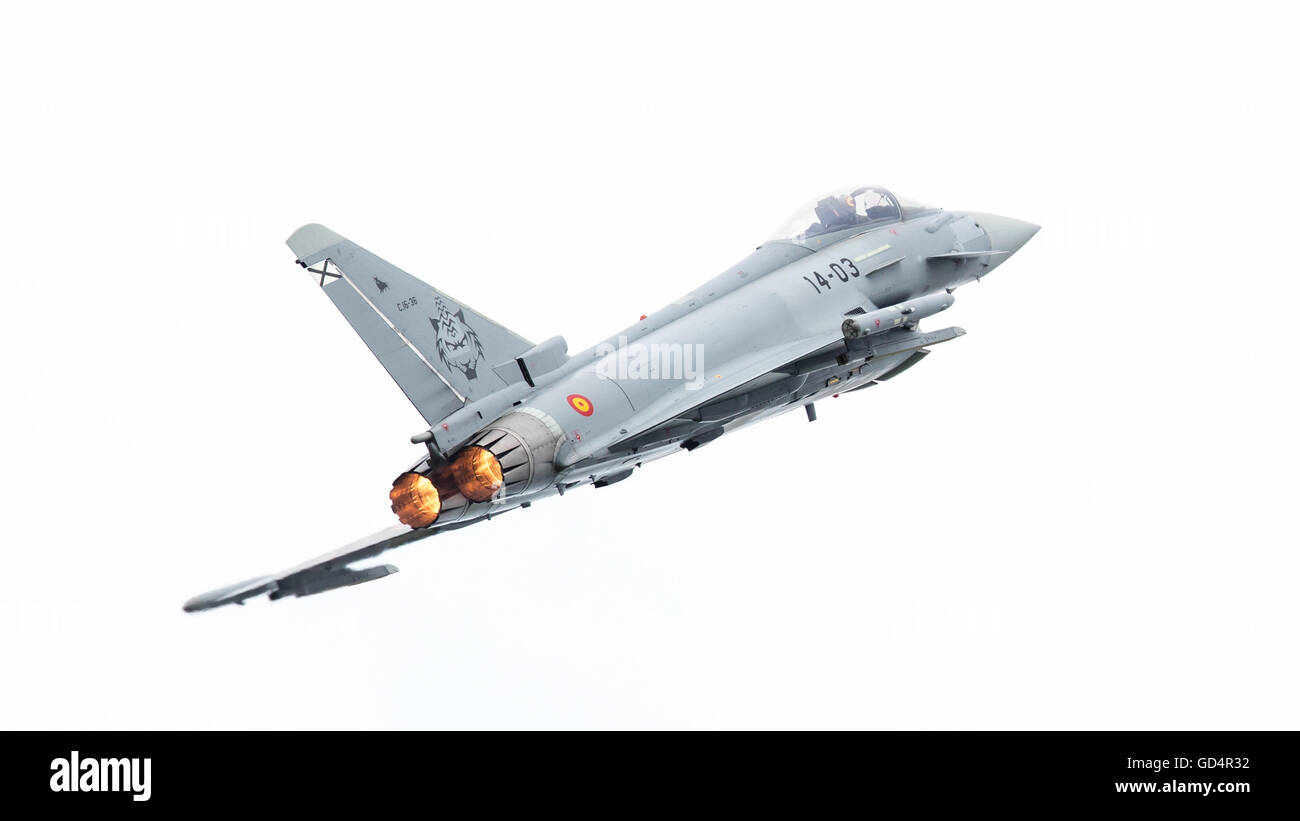 Raf eurofighter typhoon fgr4 Cut Out Stock Images & Pictures - Alamy