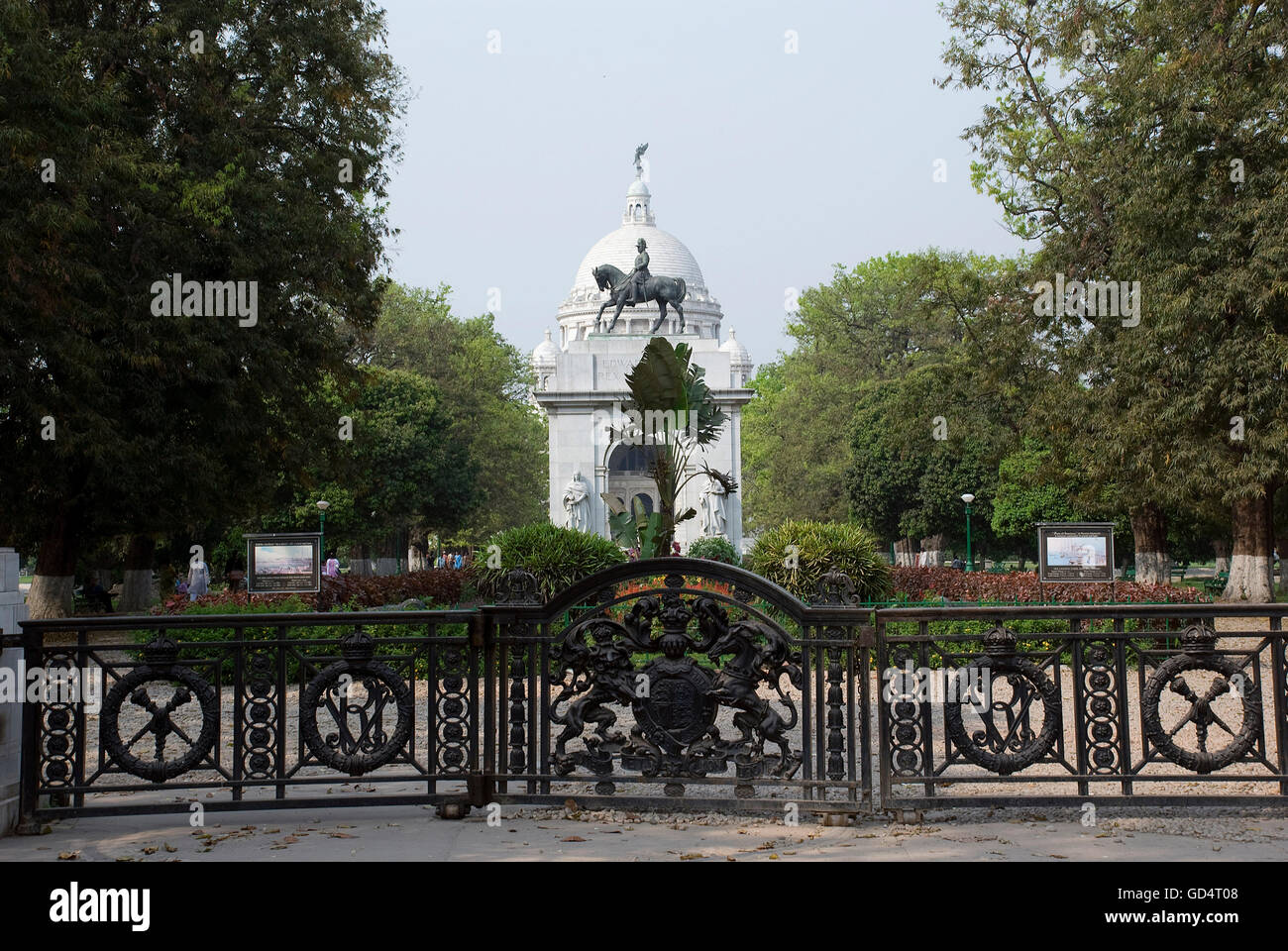 Gate of Victoria Memorial Stock Photo - Alamy