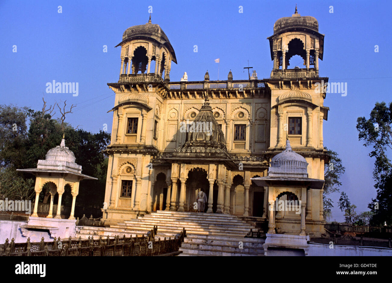 Chhatri reflection hi-res stock photography and images - Alamy