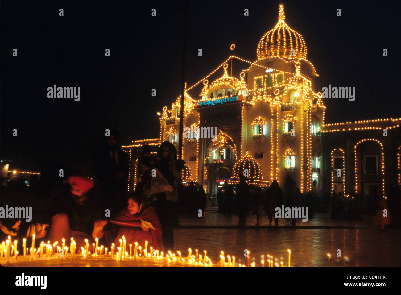 Bangla Sahib Gurudwara Stock Photo - Alamy