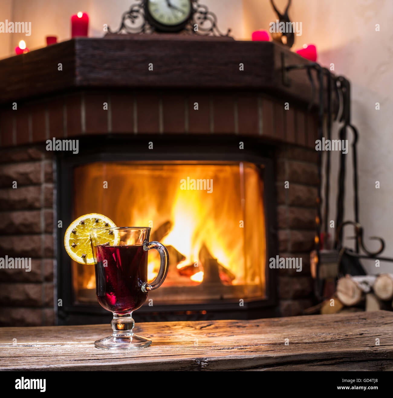 Glass of hot mulled wine hi-res stock photography and images - Alamy